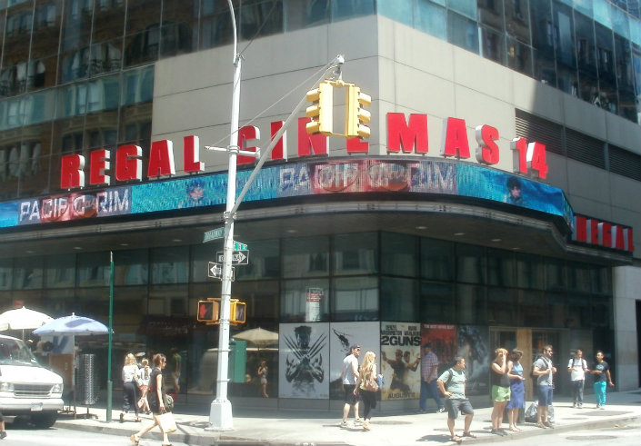 Top 5 Manhattan Theaters To See