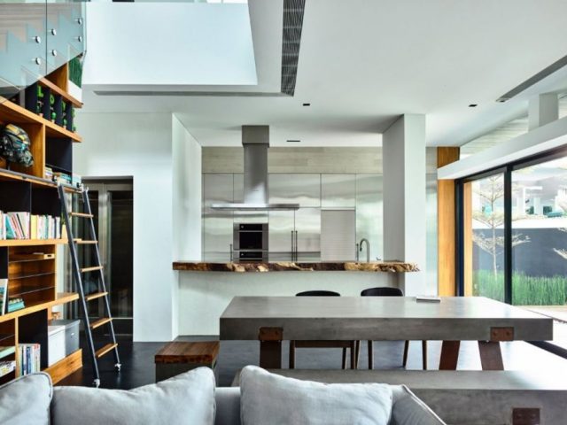 See Also: Gauri Khan Design – Design With Passion
