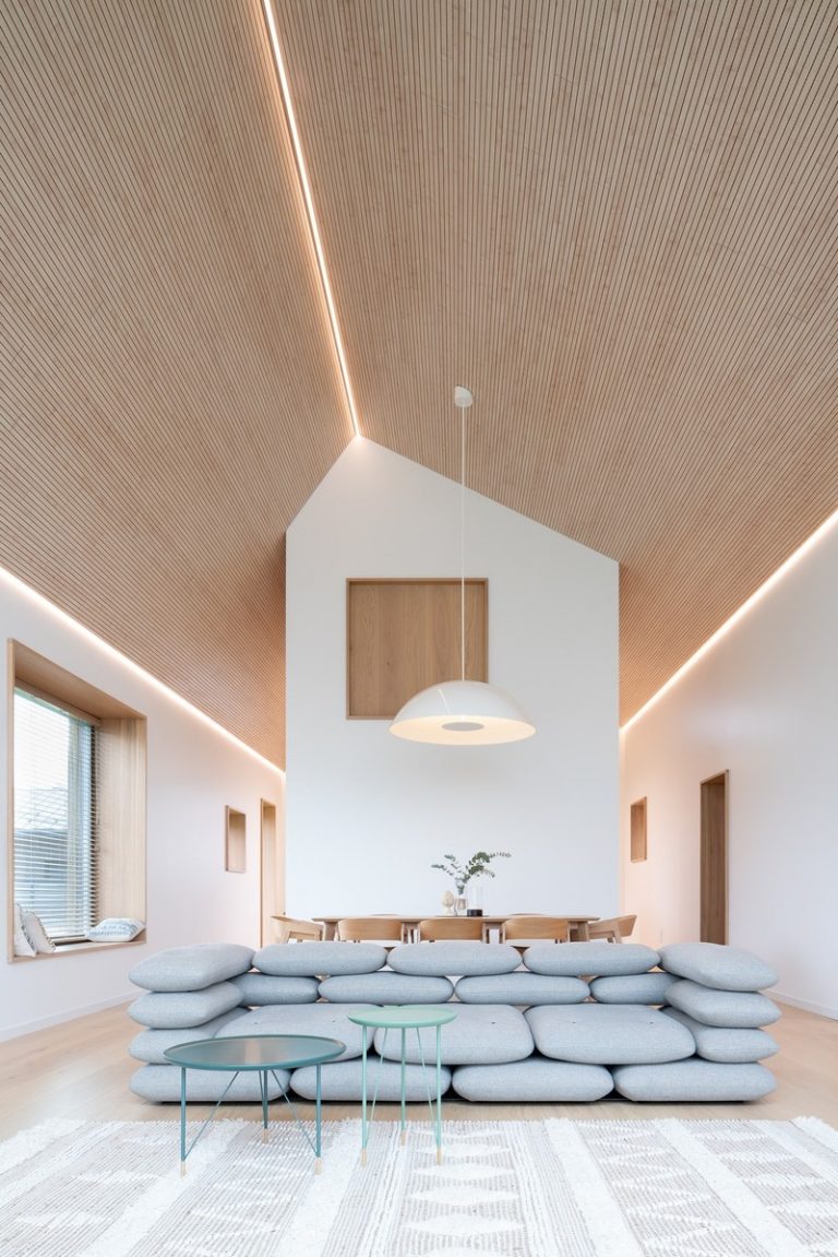 This studio works for all kinds of projects, having a team of ...