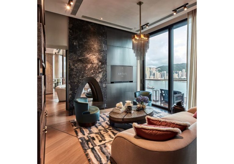 4- Knightsbridge Family Home